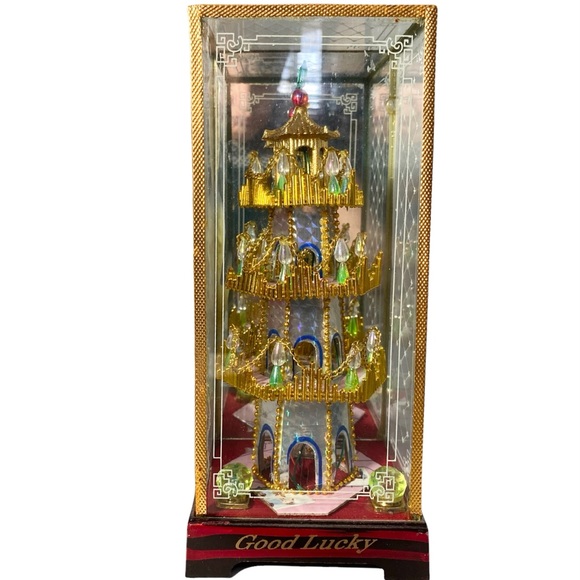 Hong Feng Craftwork | Accents | Hong Feng Craftwork Music Box Decor Its ...